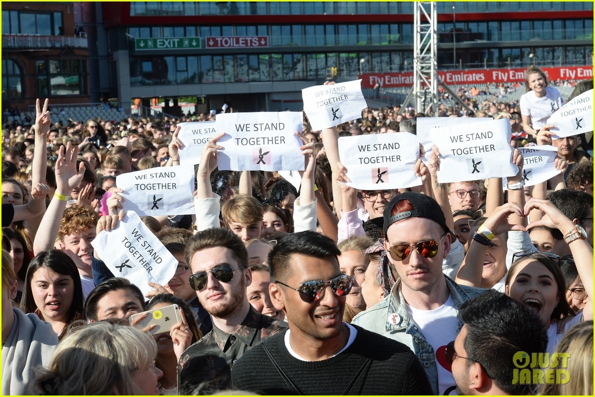 One Love Manchester Concert Draws Fans From Around the World (Photos ...