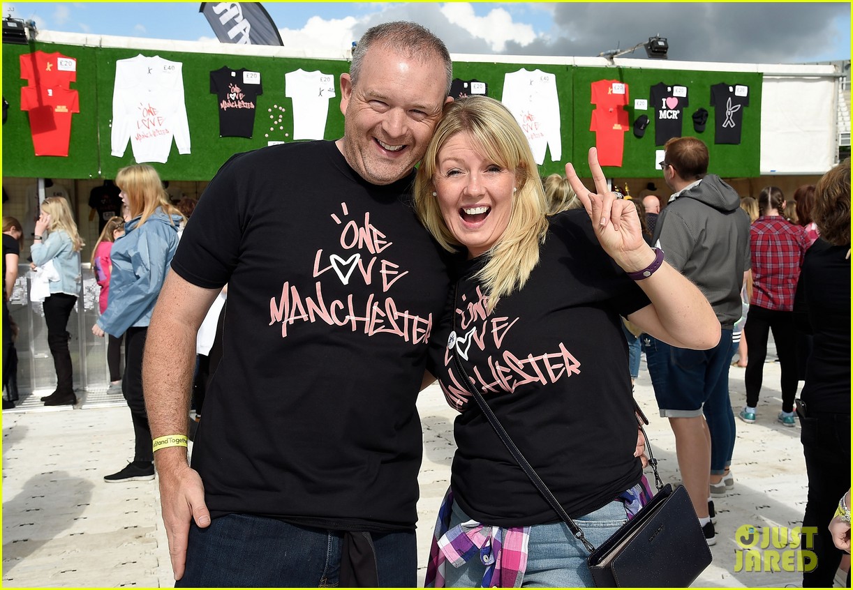 One Love Manchester Concert Draws Fans From Around the World (Photos ...