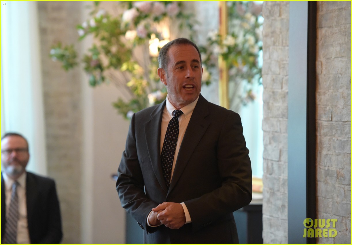 Jerry Seinfeld Celebrates Fatherhood with Wife Jessica!: Photo 3911472 ...