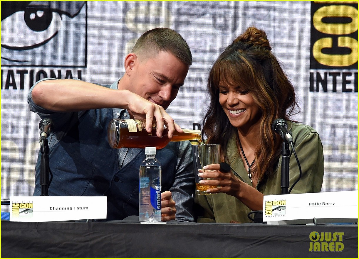 Halle Berry Chugs Whiskey, Served by Channing Tatum, at 'Kingsman 2 ...