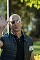 Amazon CEO Jeff Bezos’ Buff Biceps Have Started a Meme! | Jeff Bezos ...