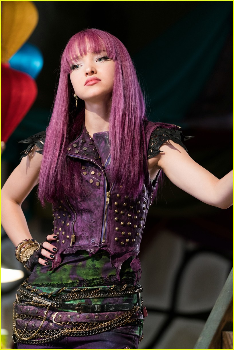 Disney's 'Descendants 2' - Full Cast & Songs List!: Photo 3931539 ...