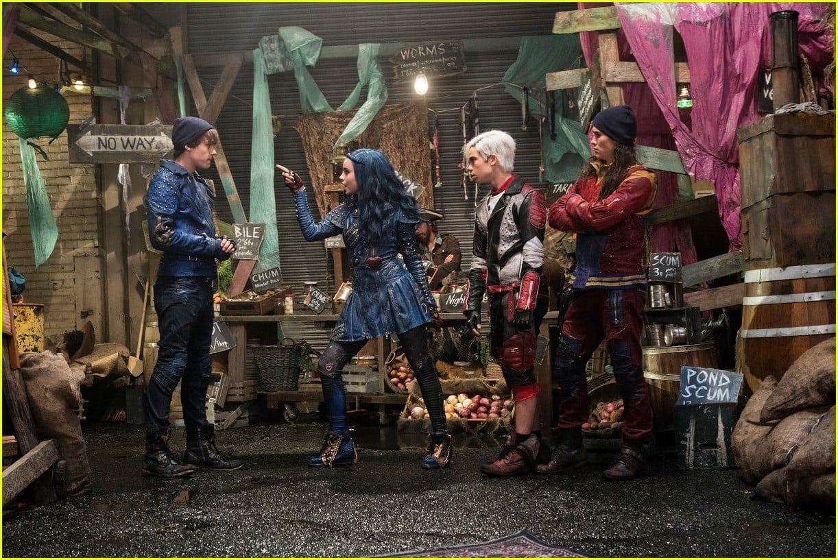 Photo: disneys descendants 2 cast list 26 | Photo 3931545 | Just Jared