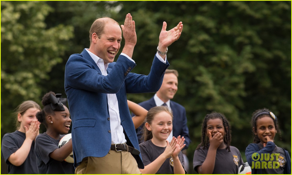 Prince Harry Chats Up Harry Styles at the 'Dunkirk' Premiere: Photo ...