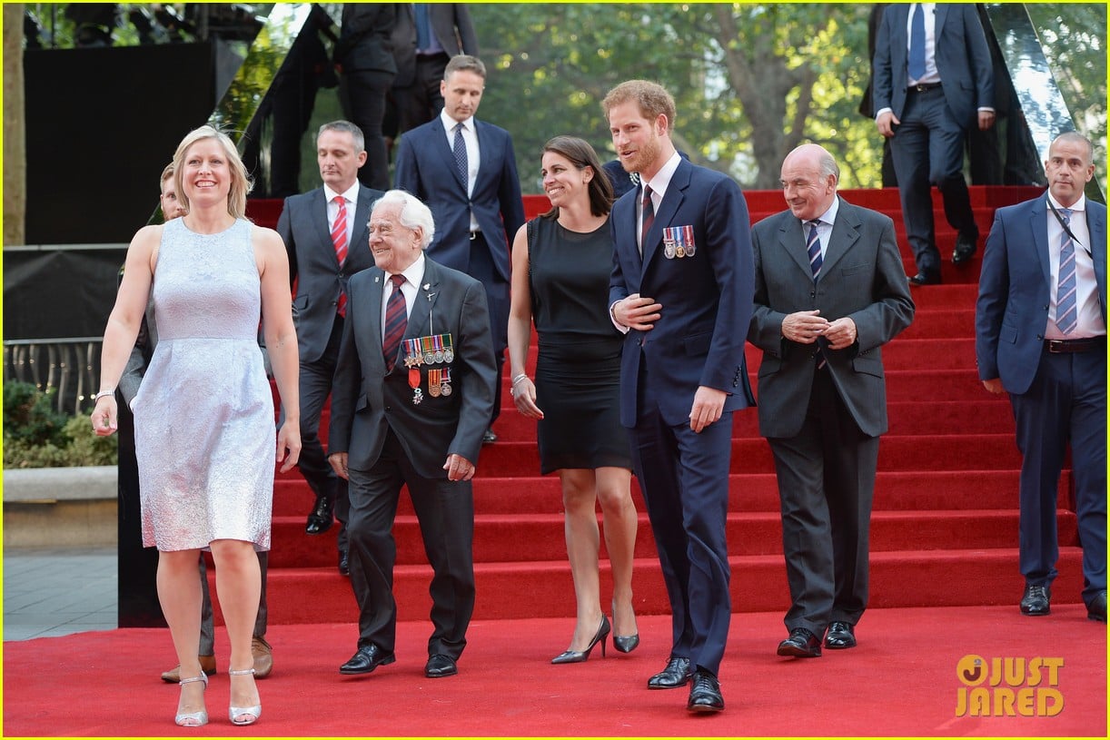 Prince Harry Chats Up Harry Styles at the 'Dunkirk' Premiere: Photo ...
