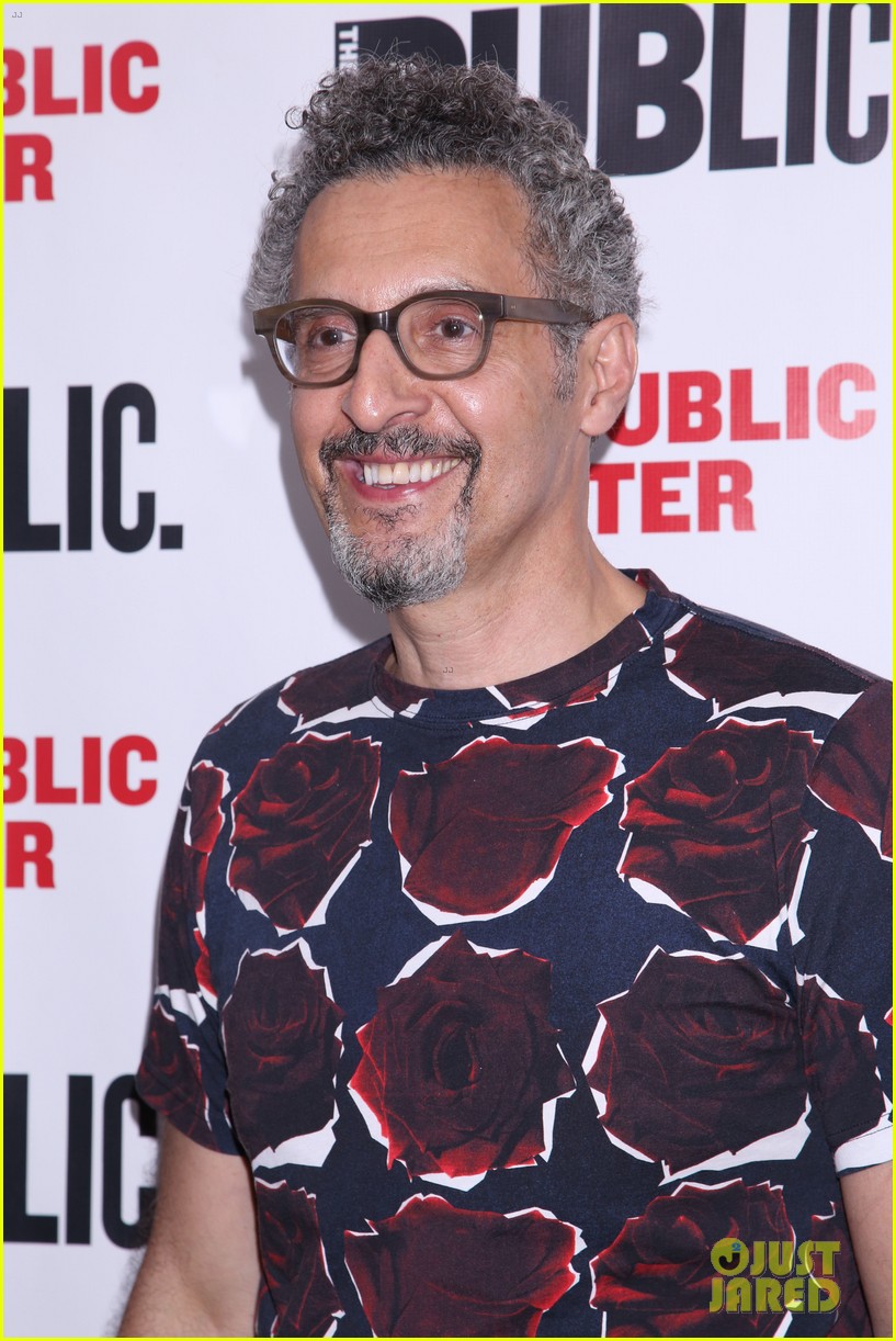 Oscar Isaac Is Starring in Public Theater's 'Hamlet' to 'Honor' His ...