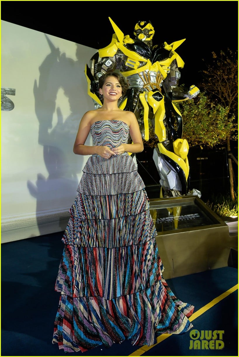 Isabela Moner Premiere 'Transformers: The Last Knight' in Brazil ...