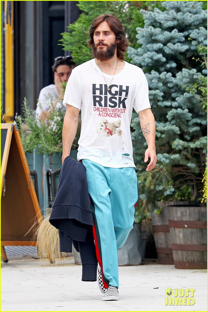 Jared Leto Shows Off His Full Beard in NYC: Photo 3930453 | Jared Leto ...