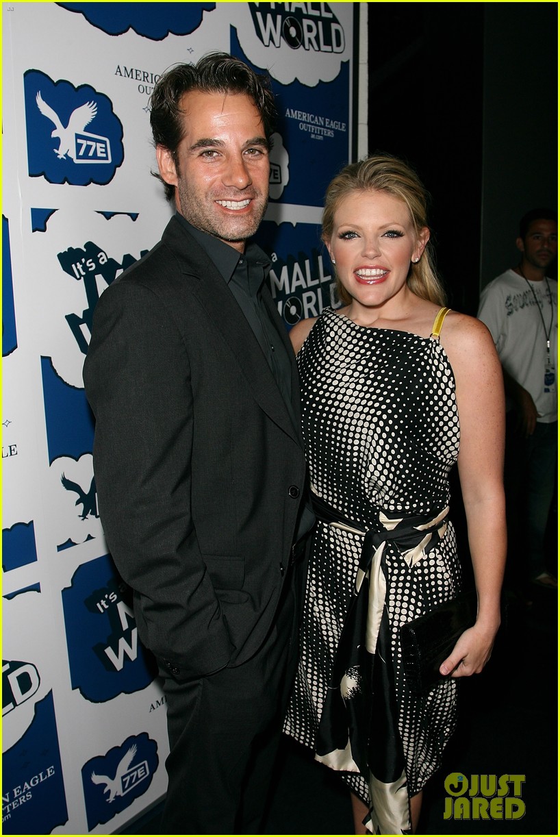 Dixie Chicks Natalie Maines Files For Divorce From Adrian Pasdar After