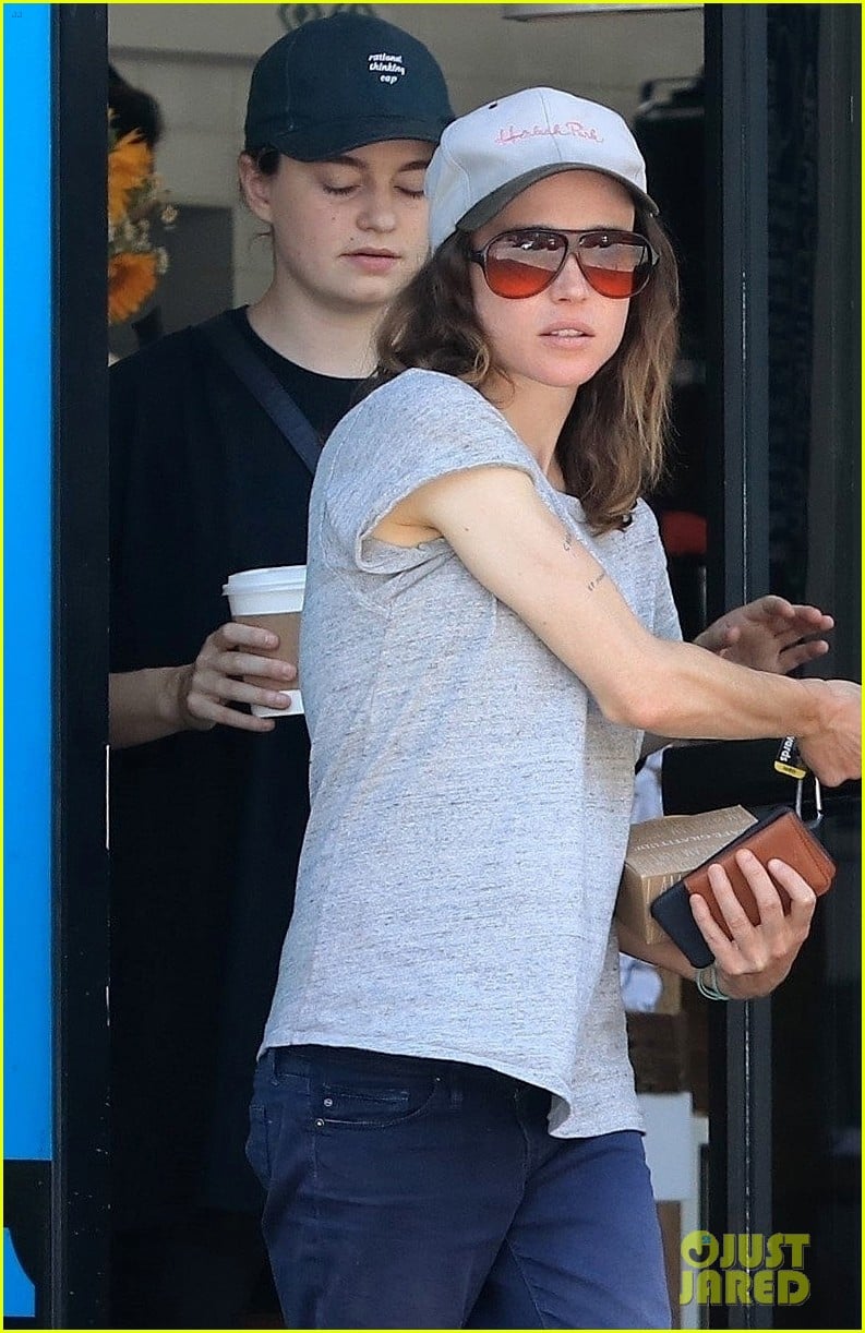Ellen Page Shares a Kiss With Girlfriend Emma Portner!: Photo 3928267 ...