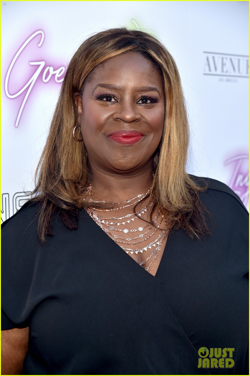 Chris Pratt & Amy Poehler Support Aubrey Plaza at Her Movie Premiere ...