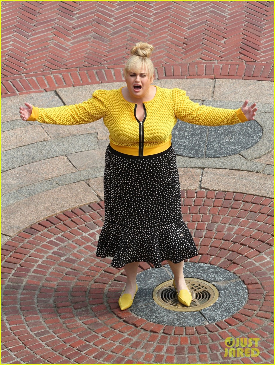 Rebel Wilson Can't Stop Screaming for 'Isn't It Romantic' Scene!: Photo ...