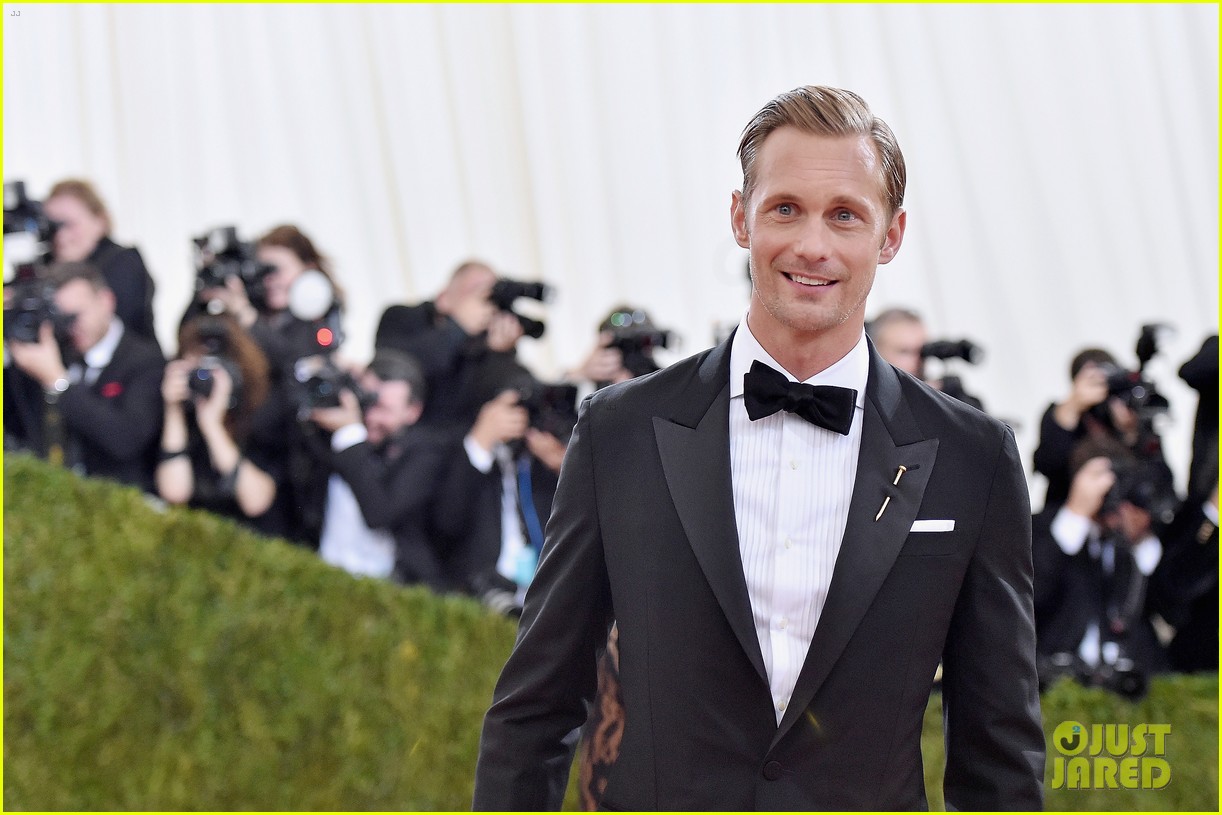 Is This Alexander Skarsgard's Secret Instagram Account?: Photo 3924437 ...