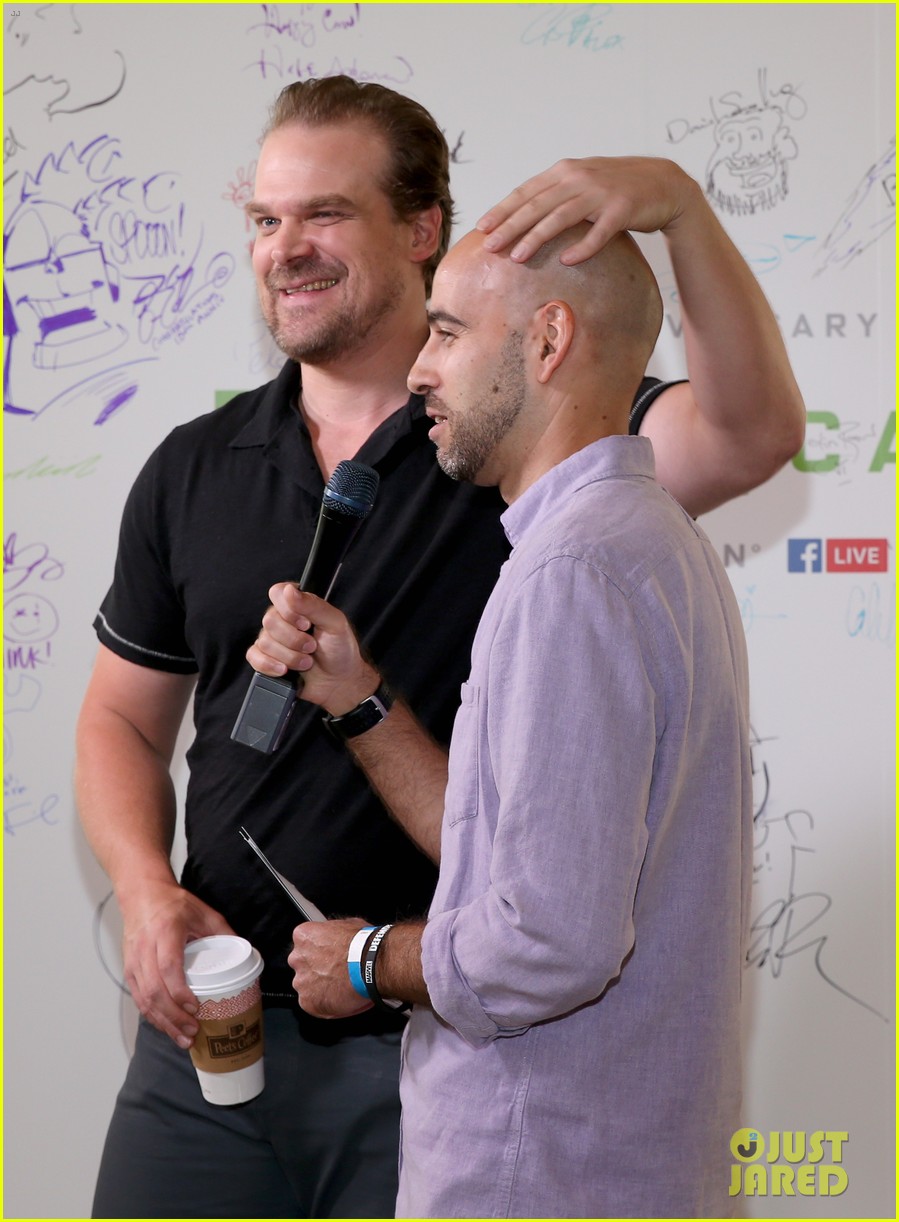 'Stranger Things' Cast Joined By New Stars at Comic-Con!: Photo 3932290 ...