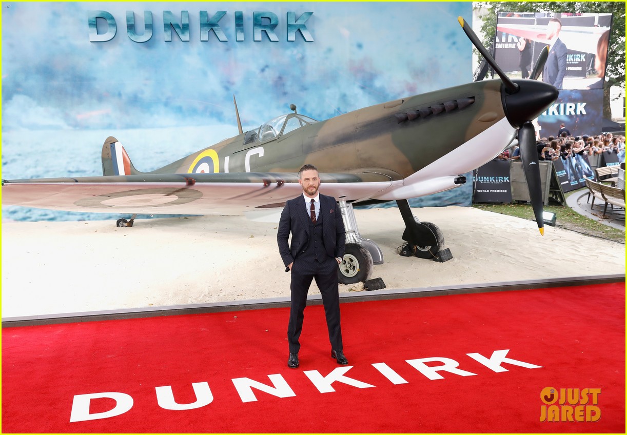Harry Styles Joins Tom Hardy & 'Dunkirk' Cast at London World Premiere ...