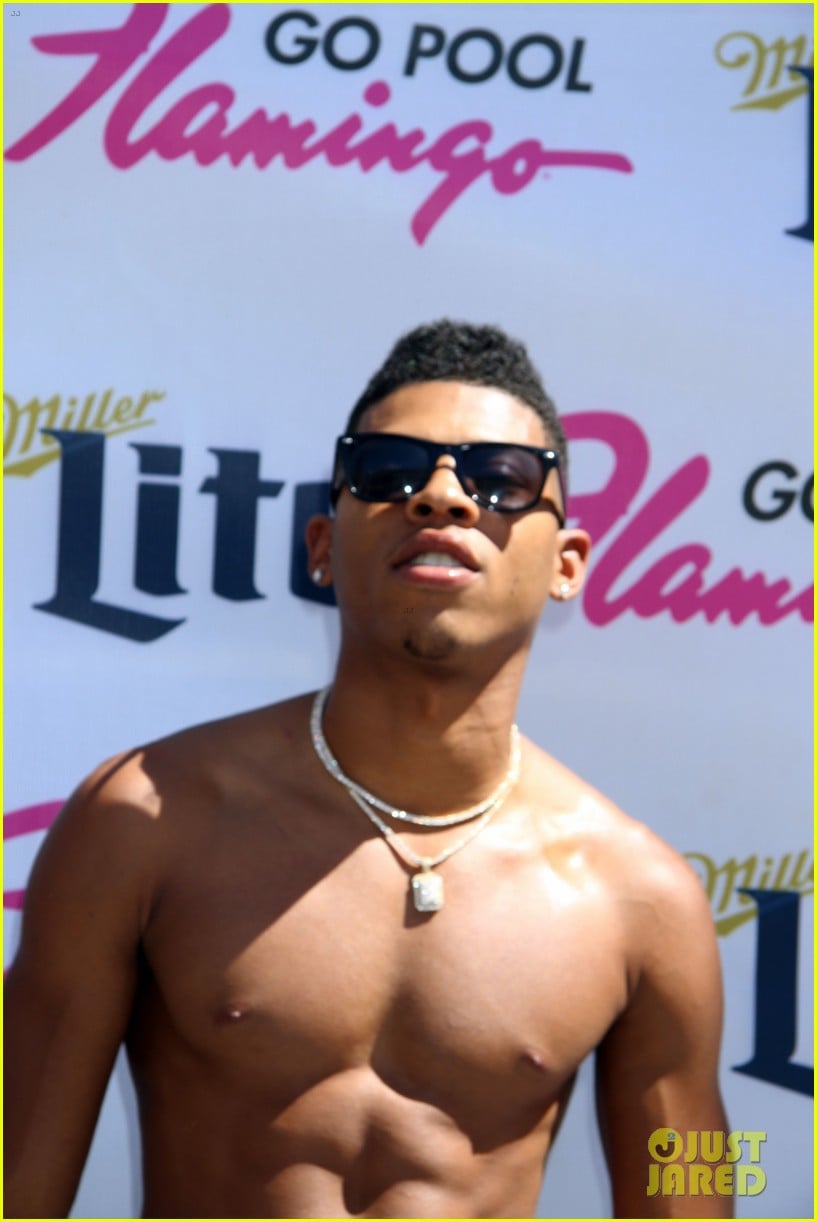 Bryshere Gray Shows Off Ripped Body at Flamingo Pool Party: Photo ...