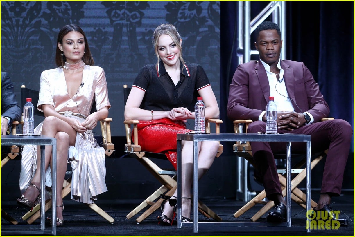 Rachel Bloom Joins Fellow CW Stars at Summer TCAs: Photo 3937005 ...