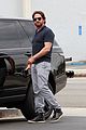Gerard Butler Flaunts Buff Biceps During Coffee Outing: Photo 3937102 ...
