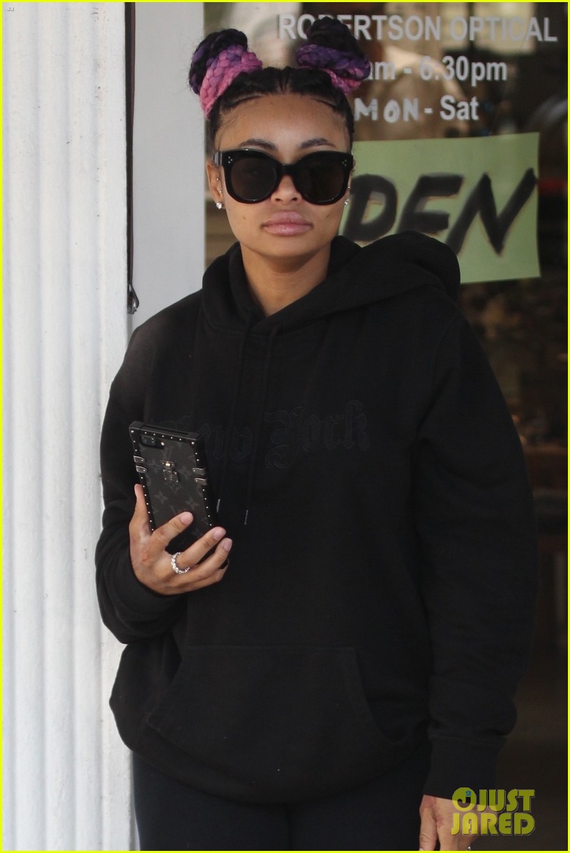 Blac Chyna Facetimes With Mechie Amid Breakup Rumors: Photo 3943408 ...