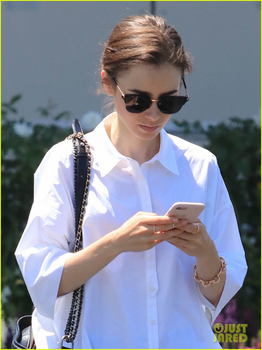 Lily Collins Adds a Classy Touch to Her Casual Ensemble: Photo 3943390 ...
