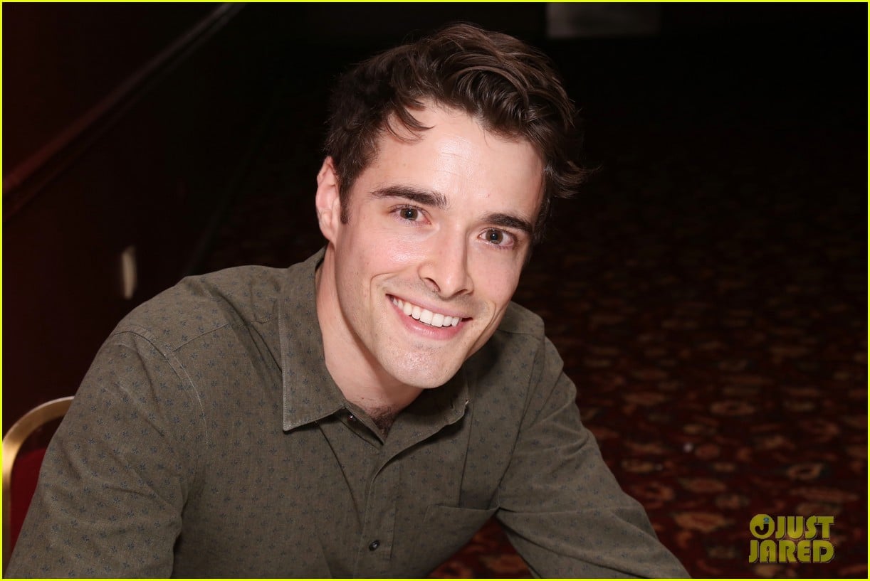 Broadway's Corey Cott Unveils His Portrait at NY's Sardi's: Photo ...