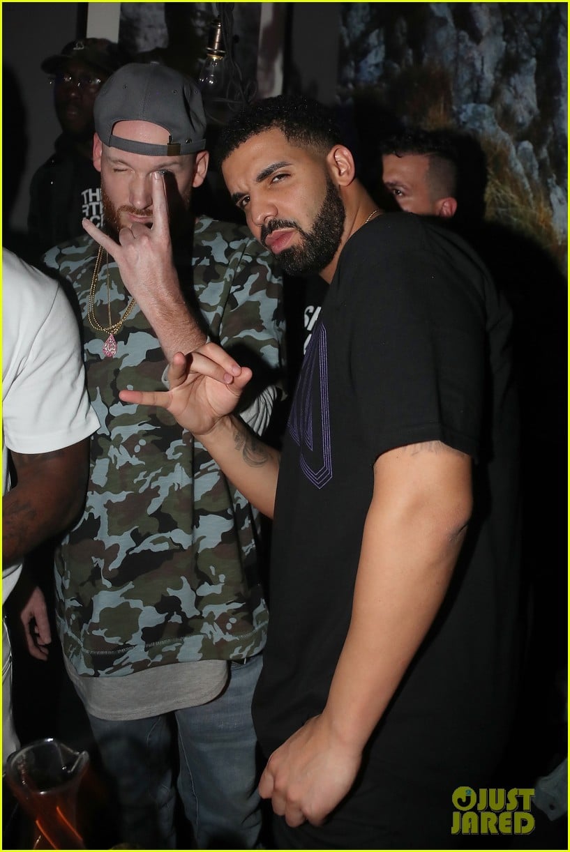 Drake Parties with The Weeknd After OVO Fest Show in Toronto: Photo ...