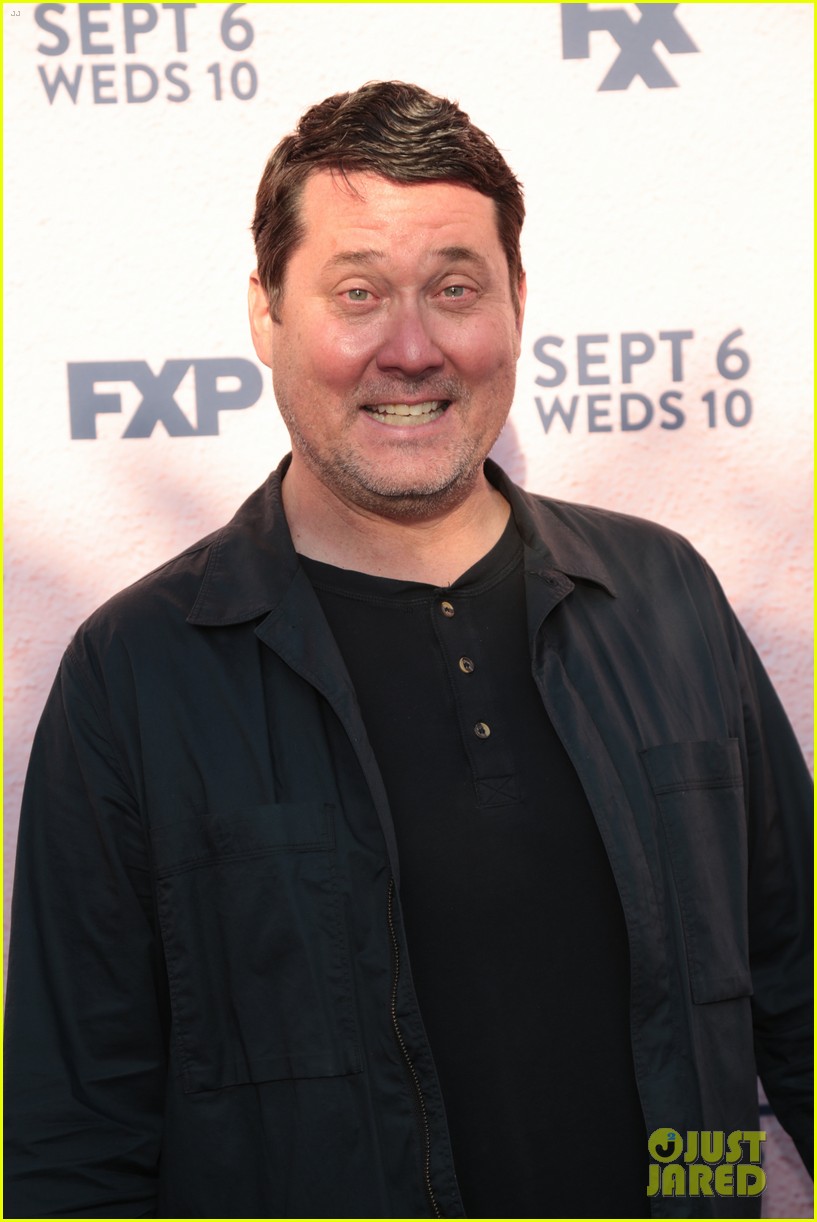 Chris Geere & 'You're The Worst' Cast Celebrate Season 4 Premiere ...