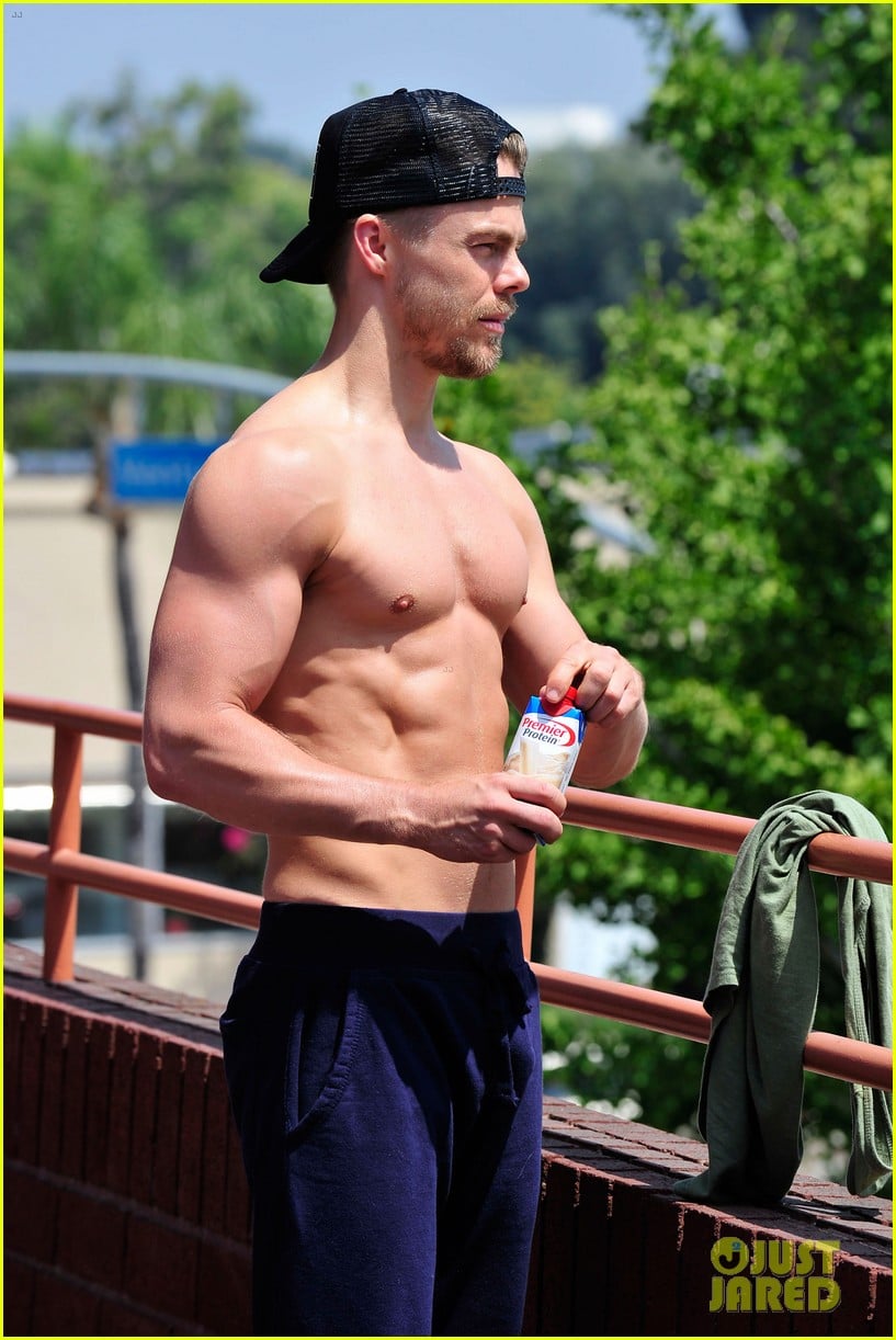 Photo: derek hough muscles after gym 07 | Photo 3939563 | Just Jared ...