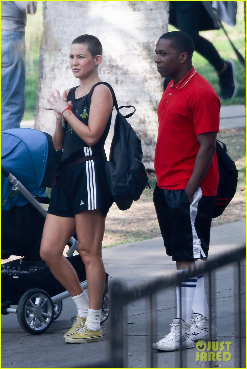 Kate Hudson Displays Shaved Head on Set, Wears Eclipse Glasses!: Photo ...