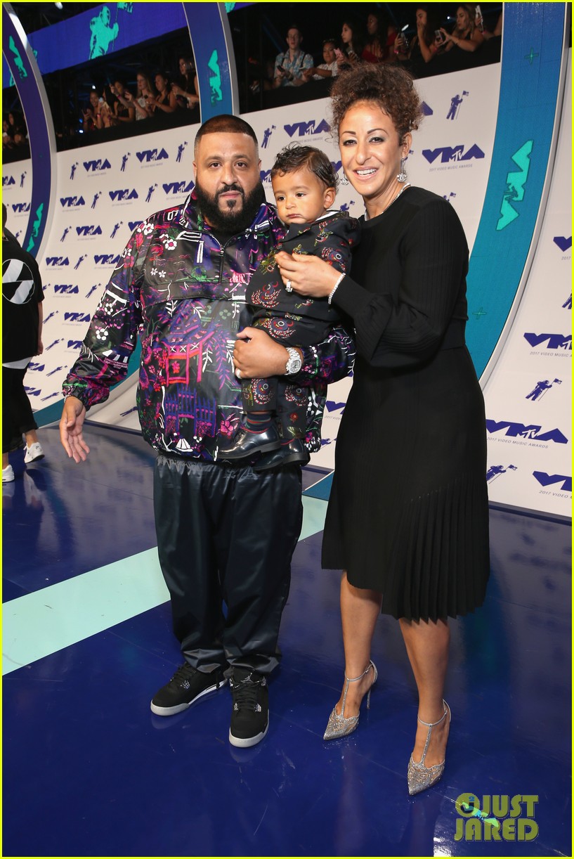 DJ Khaled's Son Asahd & Wife Nicole Join Him at MTV VMAs 2017!: Photo ...