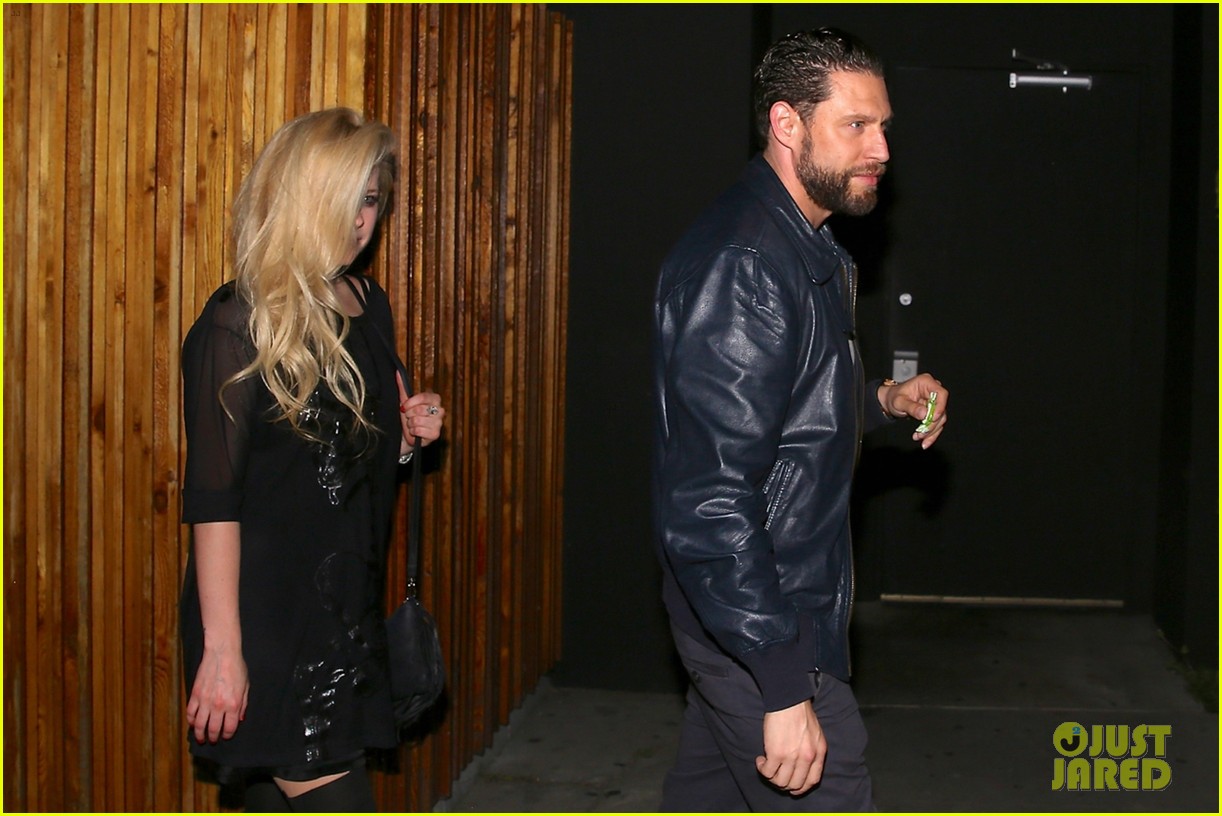 Avril Lavigne Finds Long Lost Twin - Evan Rachel Wood!: Photo 3938472 ...