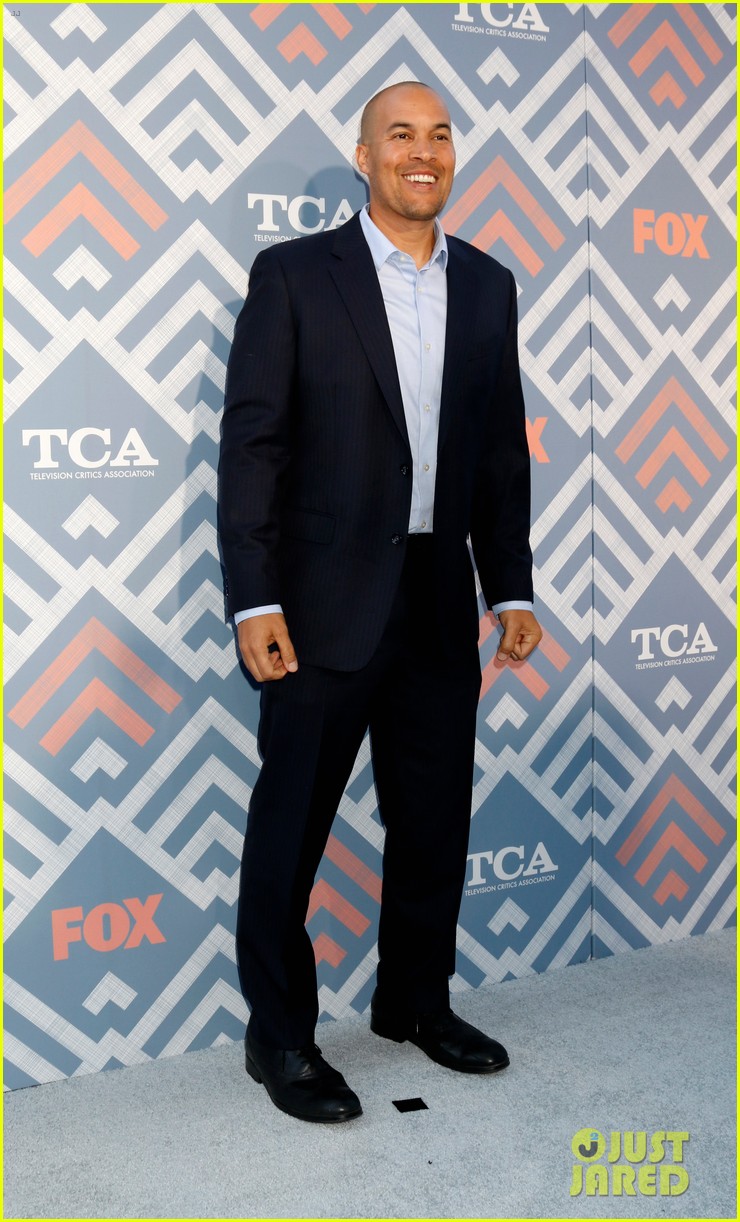 Stephen Moyer & Jamie Chung Are 'The Gifted' at Fox TCA Summer Party ...