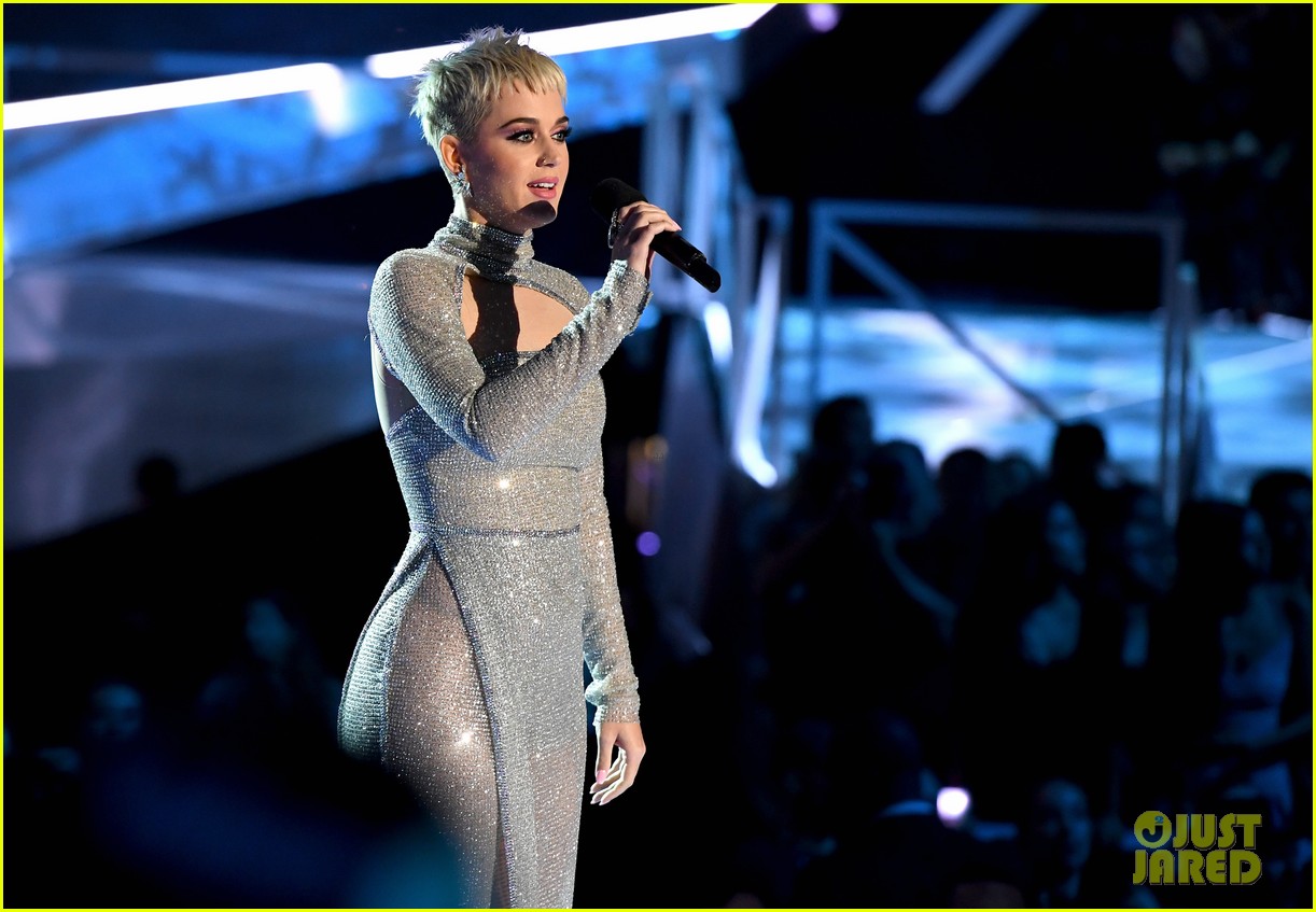 Katy Perry's MTV VMAs 2017 Opening Monologue Video - Watch Now!: Photo ...