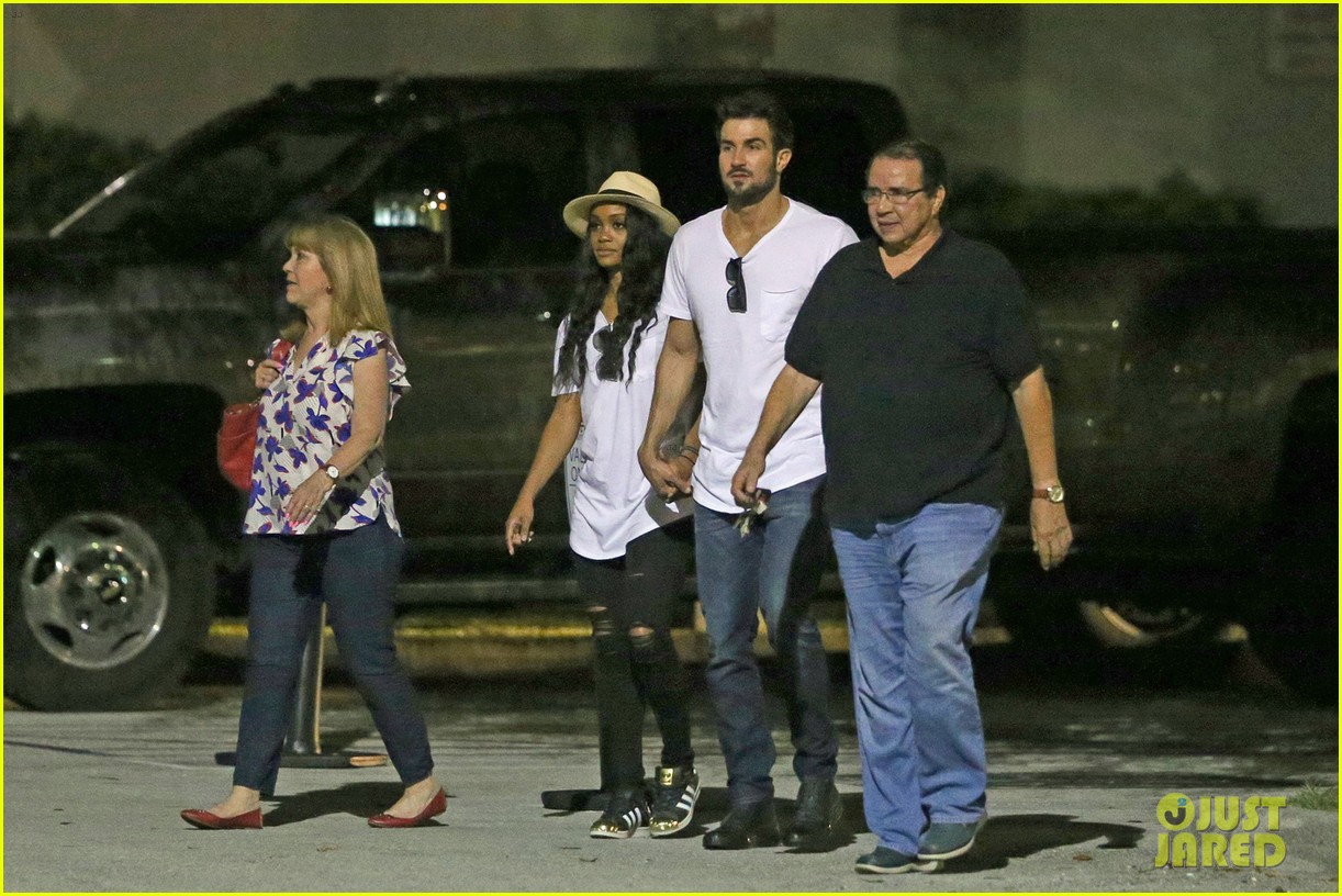 The Bachelorette's Rachel & Bryan Hang Out with His Parents in Miami ...
