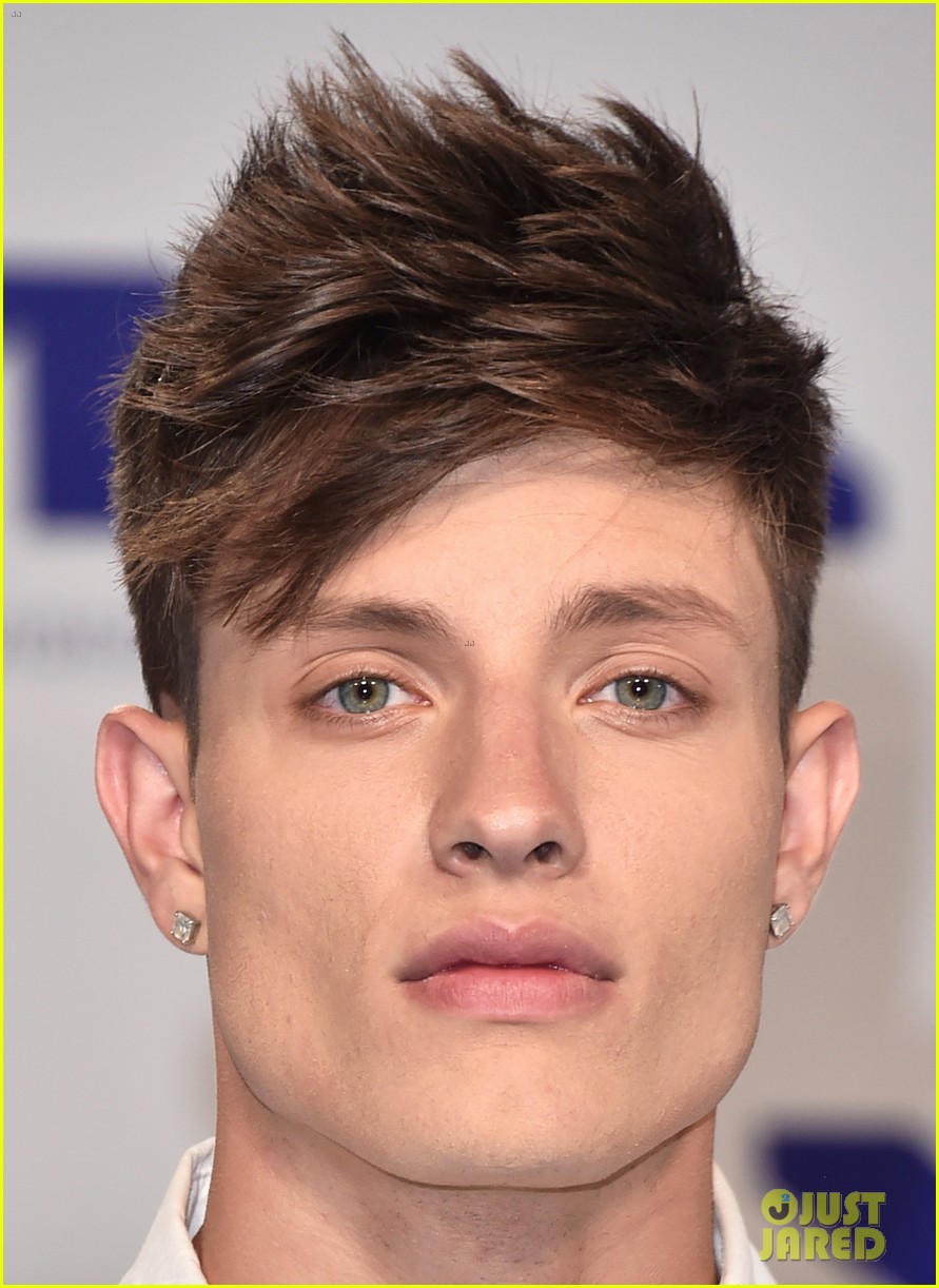 Matt Rife Preaches Message of Equality at MTV VMAs 2017: Photo 3946439 ...