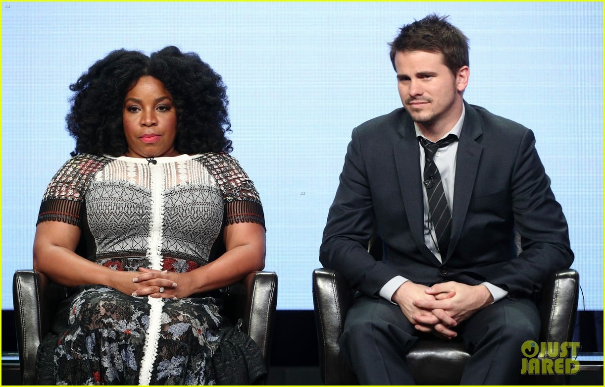 Jason Ritter & Joanna Garcia Promote 'Kevin (Probably) Saves the World ...