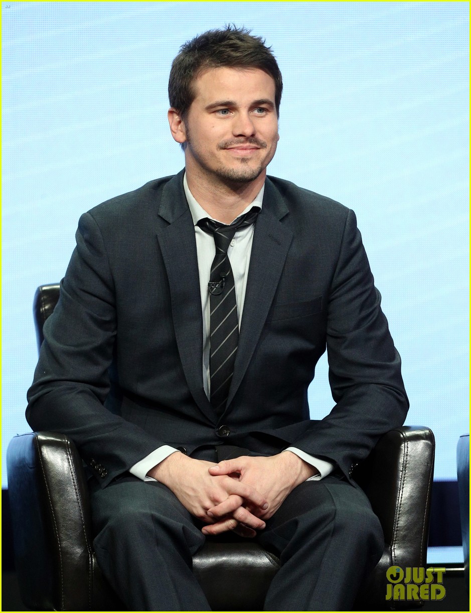 Jason Ritter & Joanna Garcia Promote 'Kevin (Probably) Saves the World ...