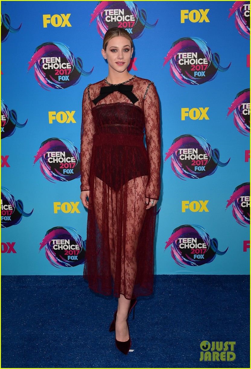 'Riverdale' Wins Lots of Awards at Teen Choice Awards 2017!: Photo ...