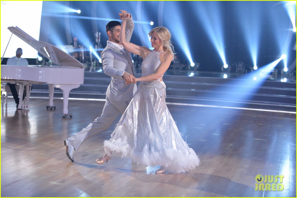 DWTS Pro Alan Bersten Dishes On His First Performance With Debbie ...