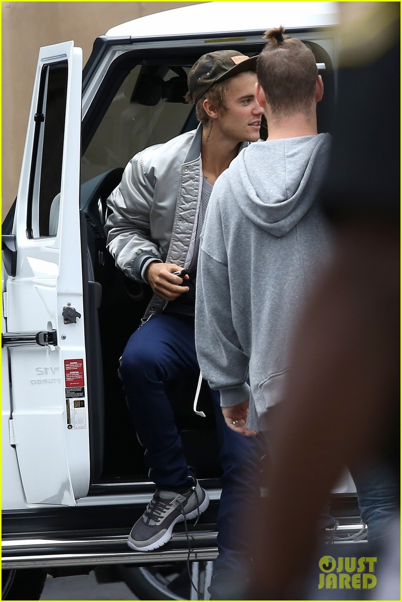 Justin Bieber Hits the Studio with His Hot Pastor in LA: Photo 3962181 ...