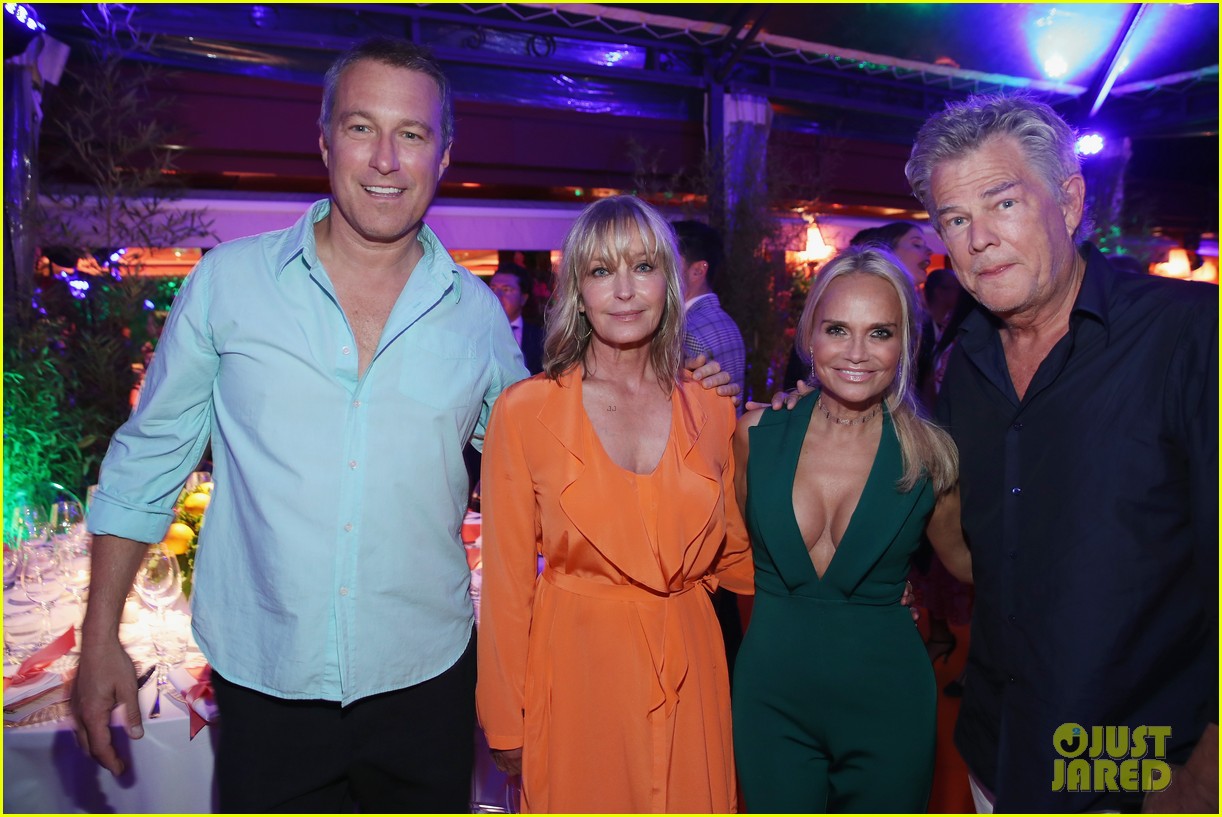 Kristin Chenoweth Sings with Sharon Stone & Friends to Kick Off ...