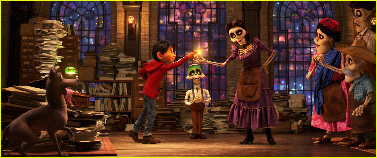 Disney/Pixar Releases Cute New 'Coco' Poster: Photo 3955754 | Coco ...