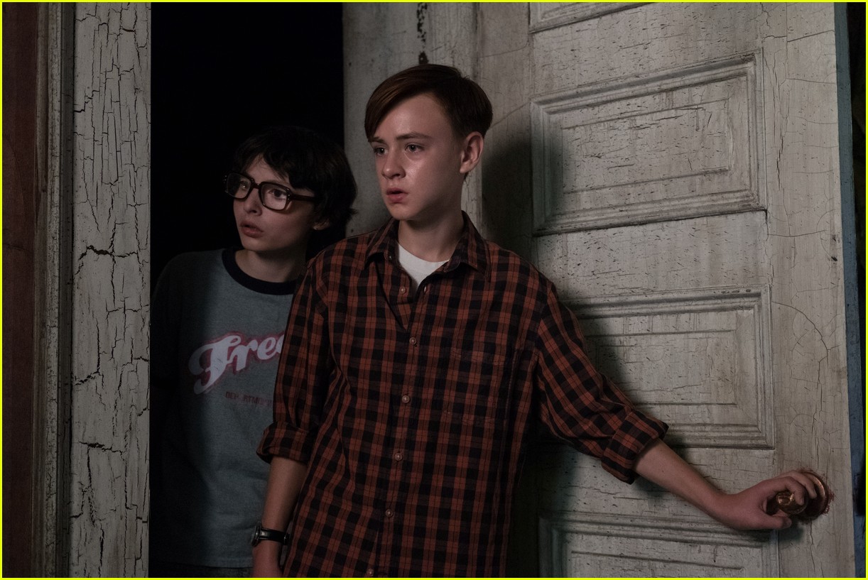 The Losers Club from 'It' Takes Us Behind the Scenes (Exclusive Video ...