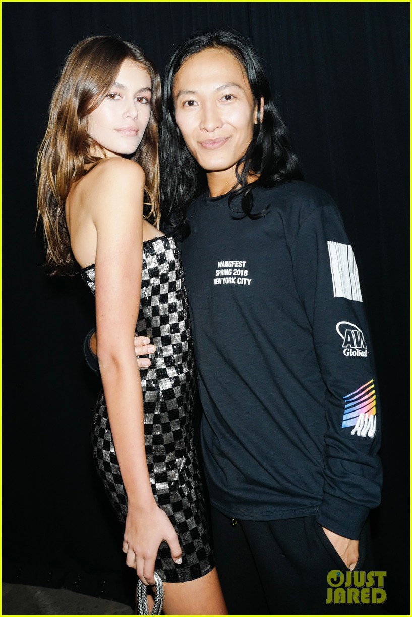 Kaia Gerber & Bella Hadid Work the Runway for Alexander Wang: Photo ...