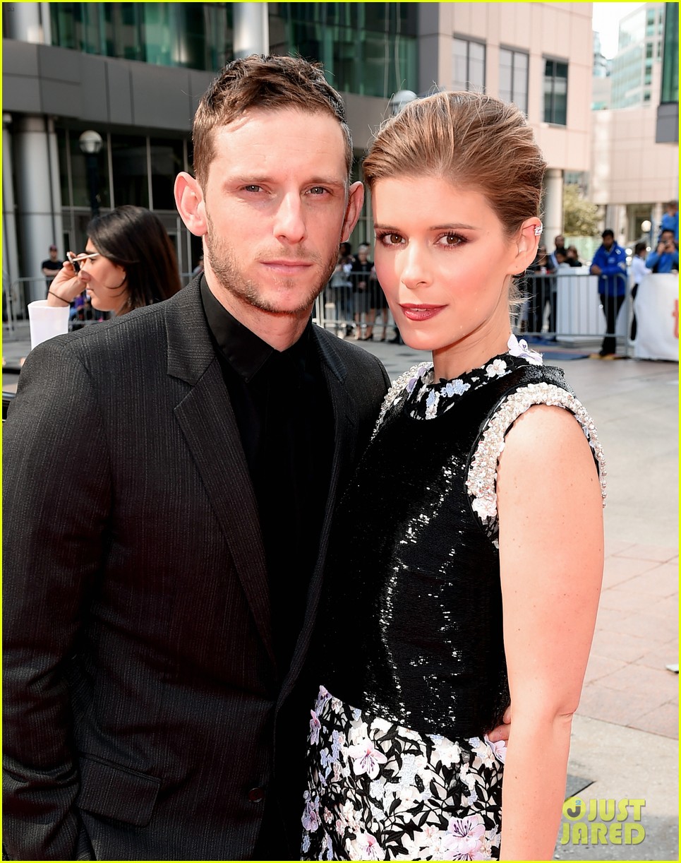 Kate Mara & Jamie Bell Are a Handsome Couple at TIFF 2017!: Photo ...