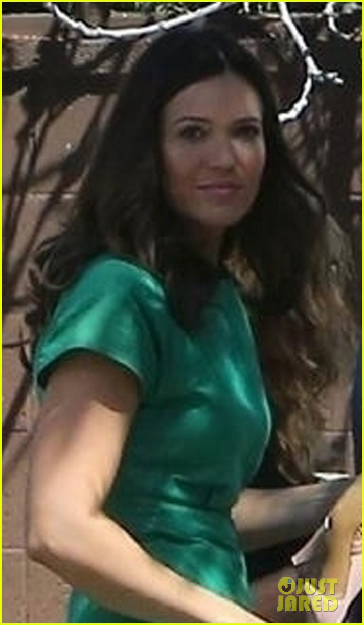 Mandy Moore & Milo Ventimiglia Channel Their 'This Is Us' Characters on ...