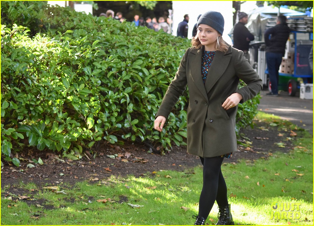 Chloe Moretz & Isabelle Huppert Begin Filming 'The Widow' in Ireland ...