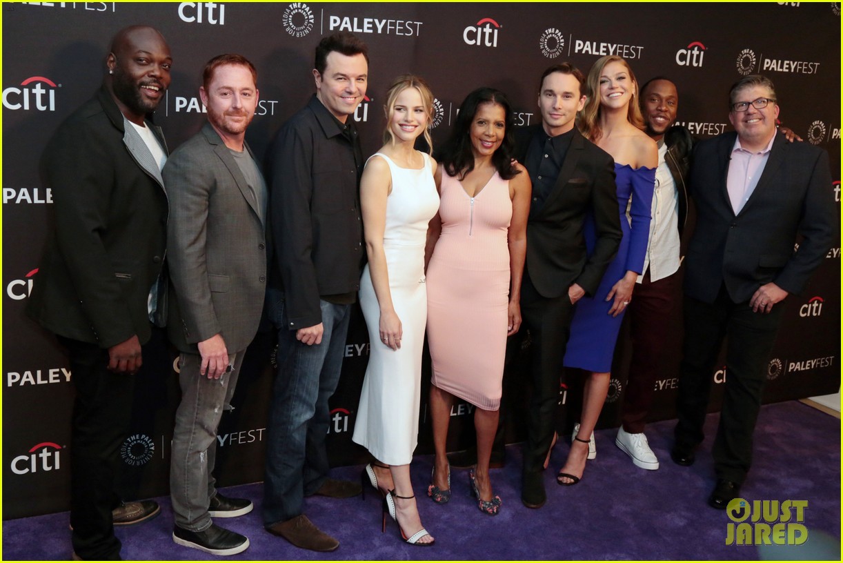 Seth MacFarlane & 'The Orville' Cast Glam It Up at PaleyFest Fall TV ...