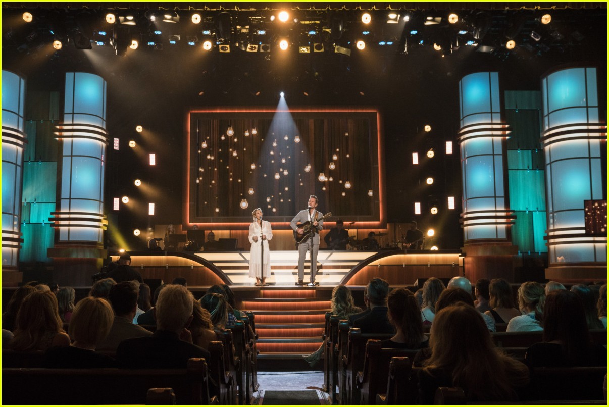 ACM Honors 2017 - Full Performers Lineup & Winners List: Photo 3957875 ...