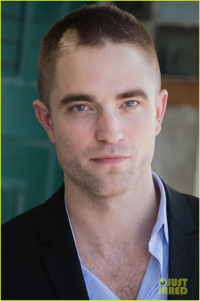 Robert Pattinson Debuts New Buzz Cut at Deauville Film Fest!: Photo ...